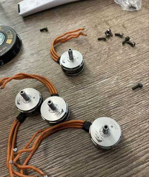 Моторы для гоночного дрона T-motor III f40 2600kv