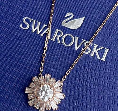 Кулон на цепочке Swarovski