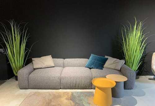 Дизайнерский диван в наличии