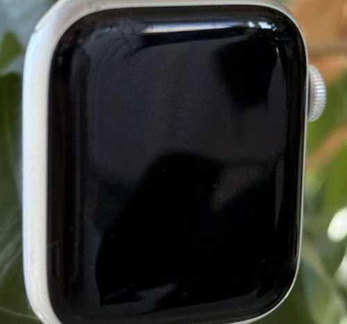 Умные часы Apple Watch 5, 44mm