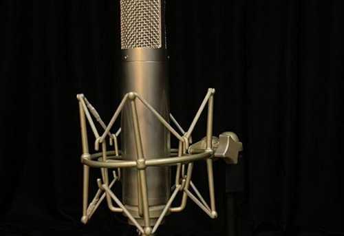 Ламповый микрофон студийный
