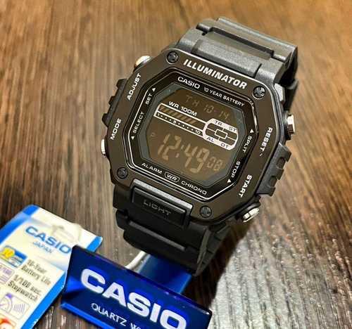 Японские наручные часы Casio MWD-110HB-1B с хроног