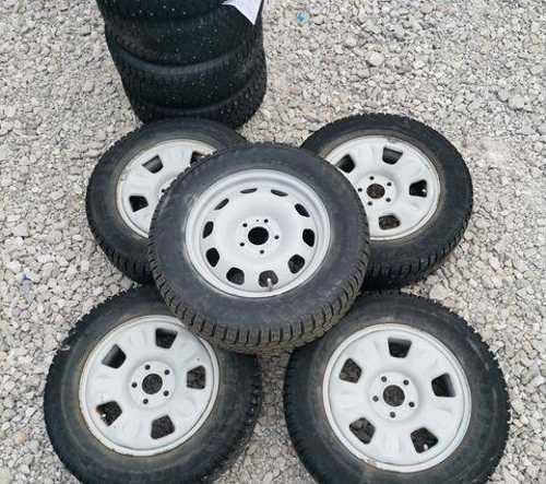 215/65 R16 Pirelli Winter Зима Штампованные R16 pс