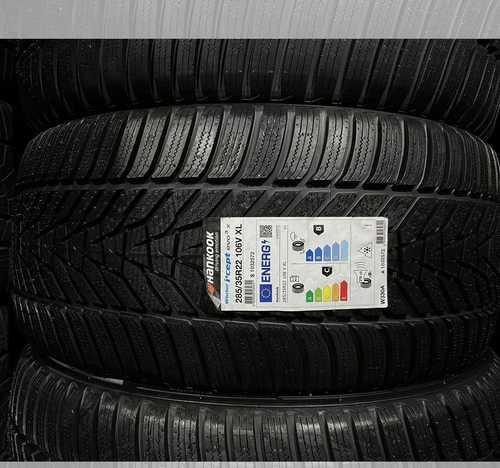 Hankook Winter I'Cept Evo 3 X W330A 315/30 R22 и 285/35 R22 107V