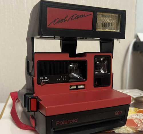 Polaroid Cool Cam Red 600