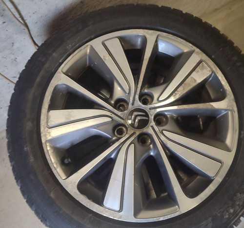 Комплект зимних колес R17 Citroen Peugeot