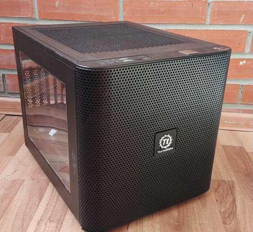 Корпус Пк Thermaltake core V21