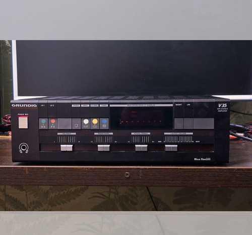 Grundig V35 - стереоусилитель начала 80-х