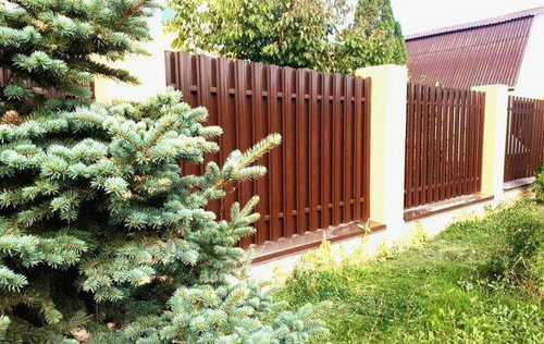 Евроштакетник двусторонний в RAL 0.45 mm 130 mm