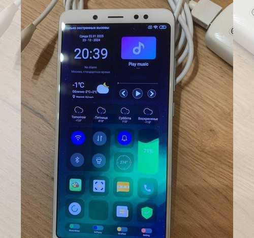 Xiaomi Redmi Note 5, 3/32 ГБ