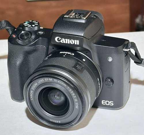 Canon EOS M50 Mark ii + Canon 15-45mm (как новый)