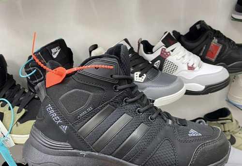 Ботинки с мехом и мембраной Adidas