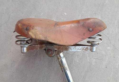 Седло для велосипеда кожаное. СССР