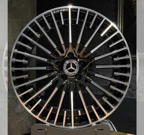 Диски для Mercedes V Klass R20 5x112