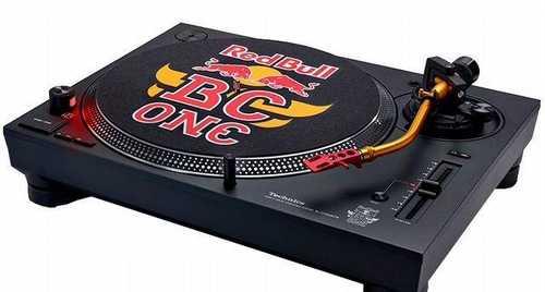 Technics SL-1210 MK7-RE Red Bull Black