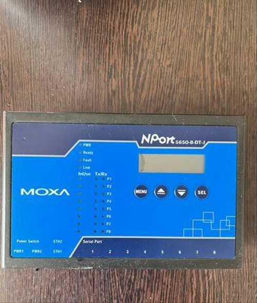 Moxa nport 5650-8-DT 8