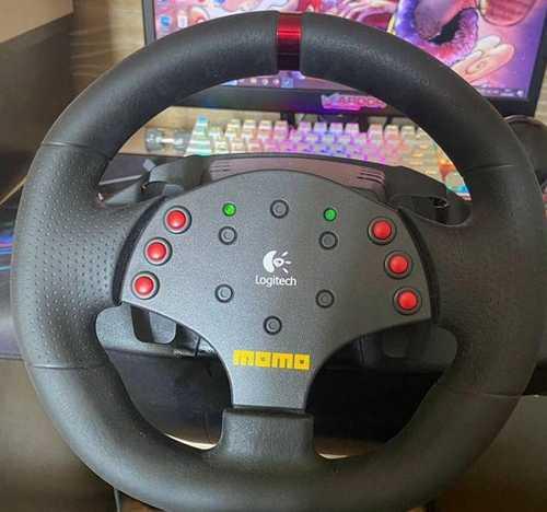 Игровой руль logitech momo racing