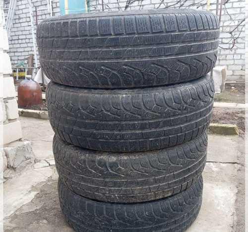 Pirelli Winter Ice Zero 2 205/65 R17 96H