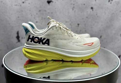 Hoka Clifton 9