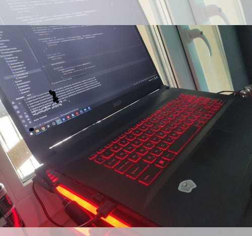 Игровой ноутбук MSI Katana GF76 12UD