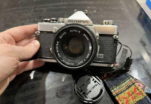 Плёночный фотоаппарат Olympus OM-1N