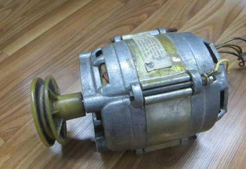 Электродвигатель эп-180-4,220в,180Вт,1350об/м