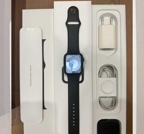 Часы Apple Watch 4 44 mm