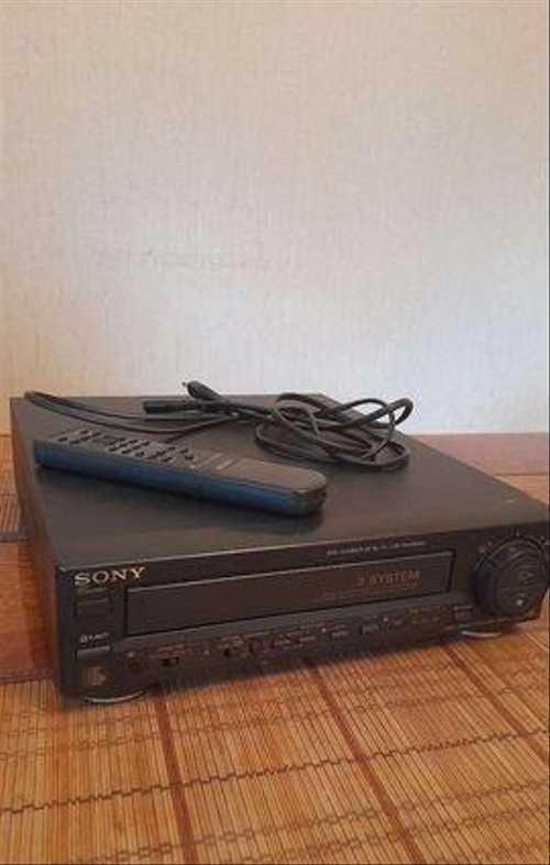 Видеомагнитофон (кассетник) sony