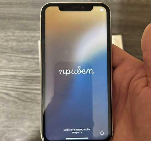 iPhone 11, 64 ГБ