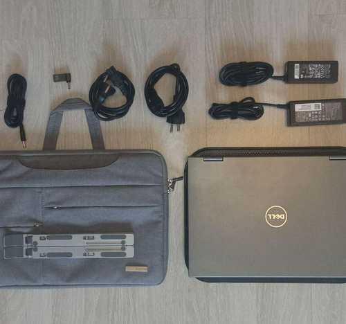 Ноутбук 2-в-1 Dell Inspiron 5378 i5/16