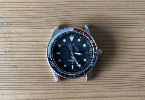 Часы Seiko 5Y23-6069 Sports 150 Diver Watch