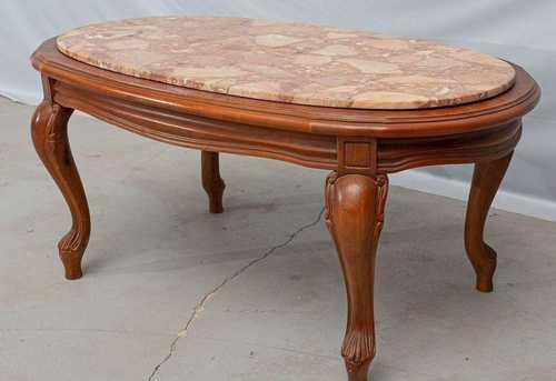 Интерьерный столик в стиле рококо