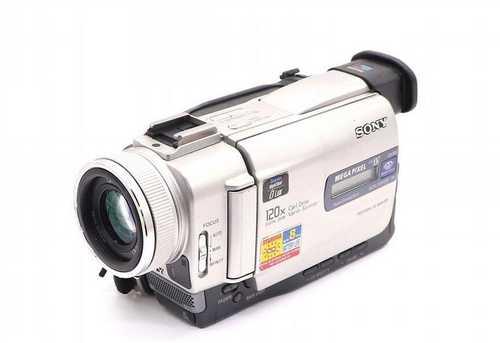 Видеокамера Sony DCR-TRV20E