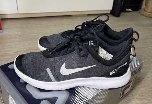Кроссовки женские Nike Flex Experience 8