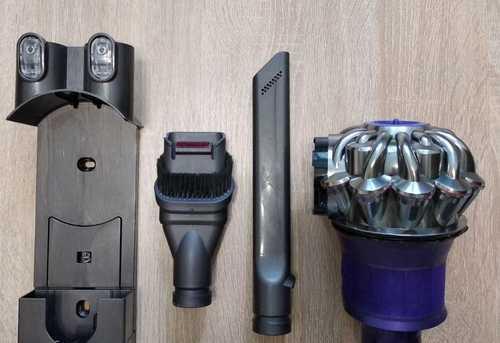 Пылесос Dyson dc62 Циклон,насадки, держатель