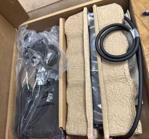 Док-станция Dell WD22TB4