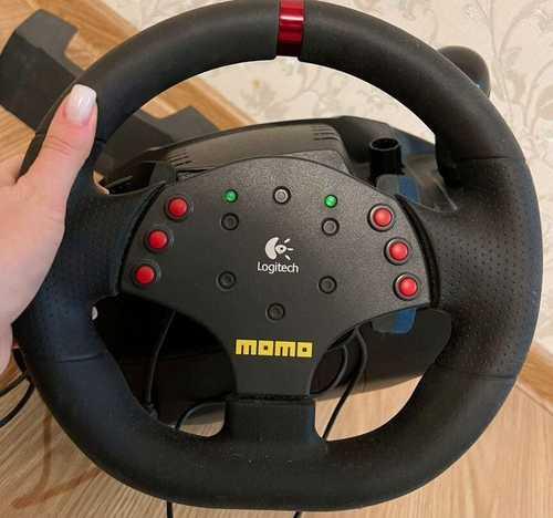 Игровой руль logitech momo racing