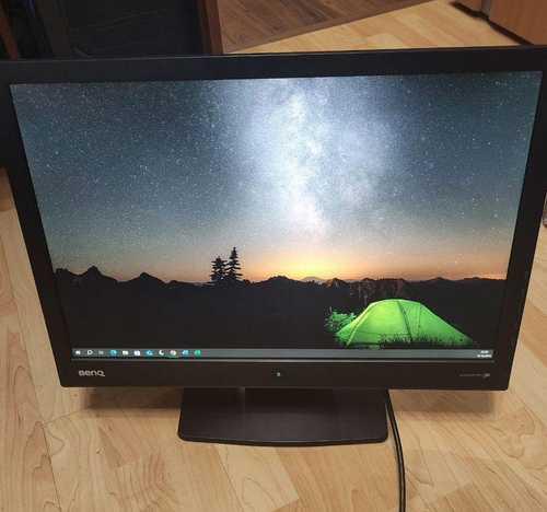 Продам монитор Benq E2200WA