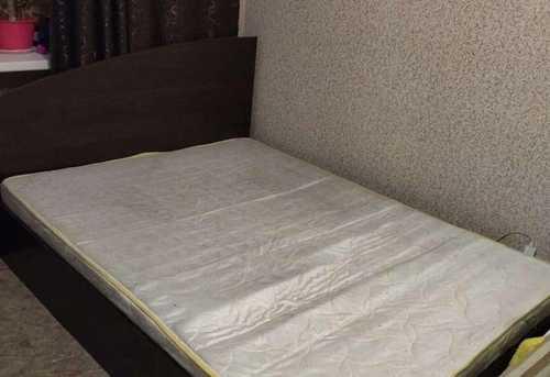 Кровать двухспальная 140 190