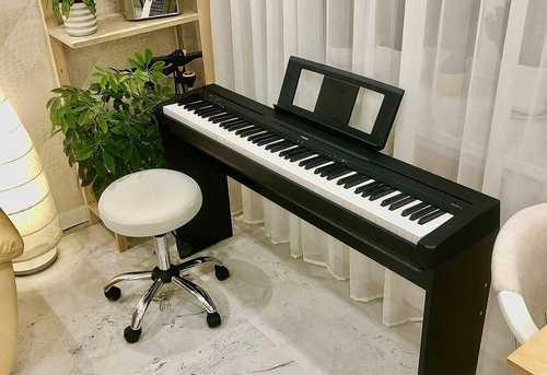 Yamaha P45 Цифровое пианино