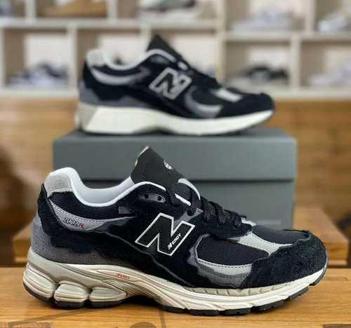 New Balance 2002R