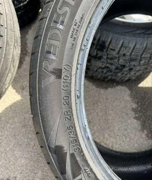 Vredestein Sprint Classic 275/40 R20 и 315/35 R20