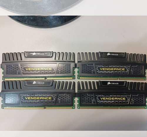 Оперативная память Corsair DDR3 4 гб