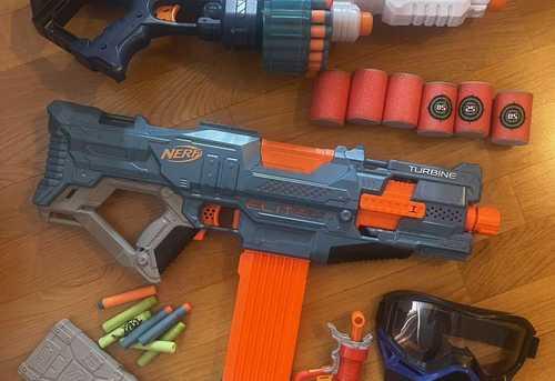 Nerf пакетом 3 бластера, маска, мишени, патроны