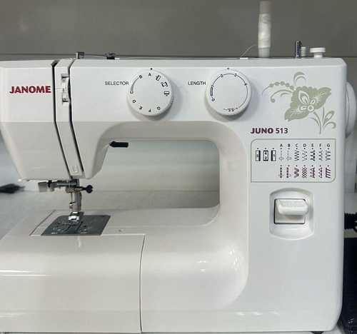 Швейная машина Janome Juno 513