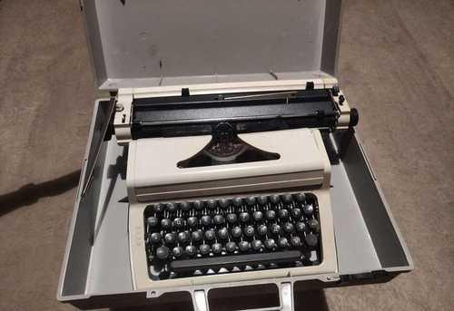 Пишущая машинка любава пп-305 -01