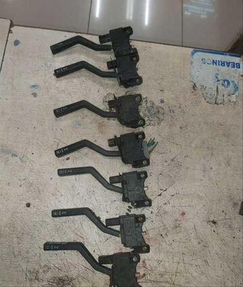 Переключатель поворотов Volvo 740;760 3515811