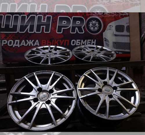 Диски R14 4*100 Atom Race 6J et38 цо73,1