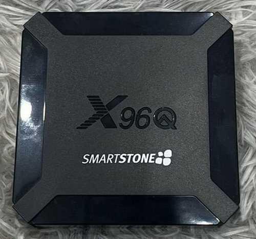 SMART tv приставка x96q