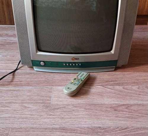 Телевизор LG ламповый